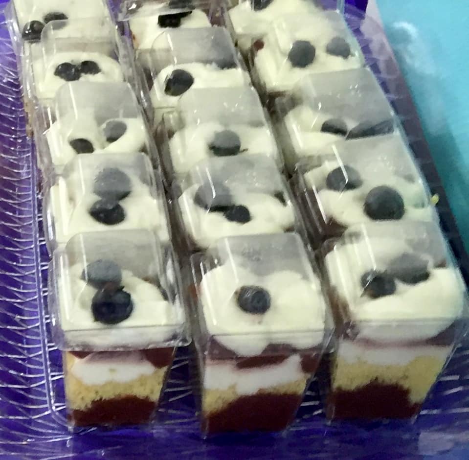 Mini Parfaits (1 dozen) - Nikki's Cuisine